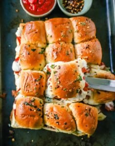 15 Best Hawaiian Roll Sliders For A Crowd - Flavorfulpinch