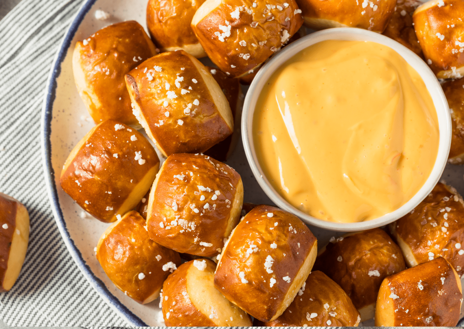 Homemade Small Pretzel Bites - Flavorfulpinch